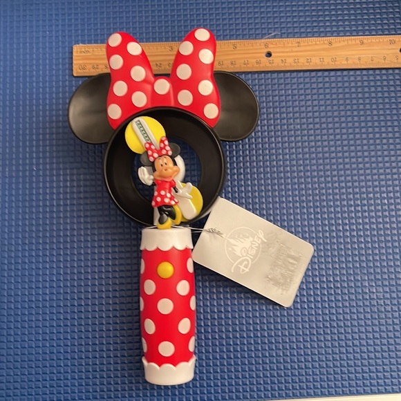 Disney | Toys | Disneyparks Exclusive Minnie Mouse Light Up Glow Wheel ...